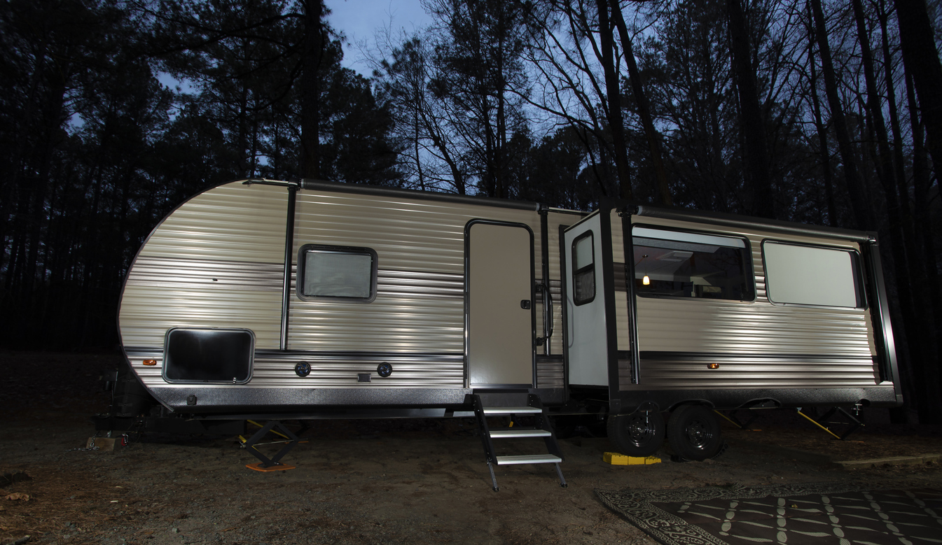 RV Camper Aluminum Siding: Pros, Cons, and Comparison